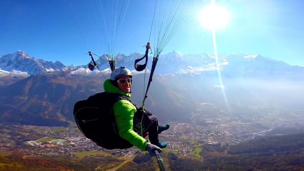 Eliot Nochez fait du kiteboard avec une NIVIUK N-Gravity